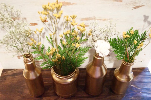 DIY Recycled Gold Vases – wonderfully made
